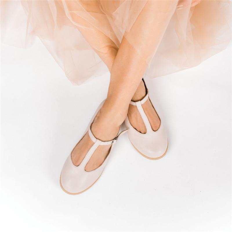 Women's round closed toe buckle strap sandals | T strap closed toe ...